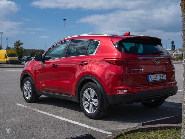 Красный Киа Sportage 2018 в Клайпеда, объемом двигателя 2.00 л и пробегом 118 тыс. км за 13000 €, фото 8 на AUTOMOTO.COM.LV