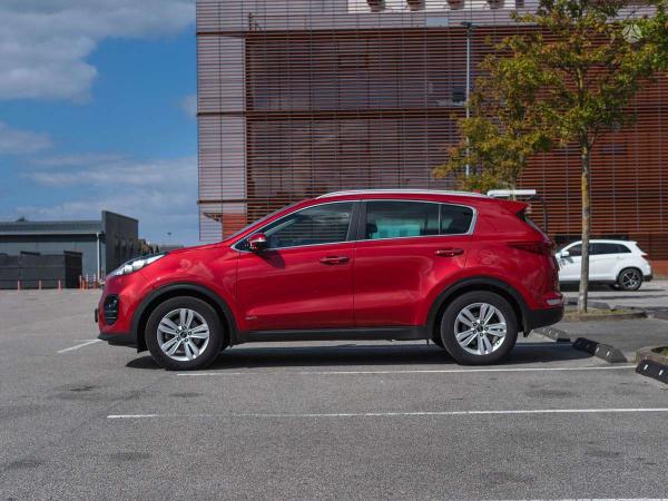 Красный Киа Sportage 2018 в Клайпеда, объемом двигателя 2.00 л и пробегом 118 тыс. км за 13000 €, фото 9 на AUTOMOTO.COM.LV