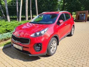 Красный Киа Sportage 2018 в Рига, объемом двигателя 2.00 л и пробегом 133 тыс. км за 13500 €, фото  на AUTOMOTO.COM.LV
