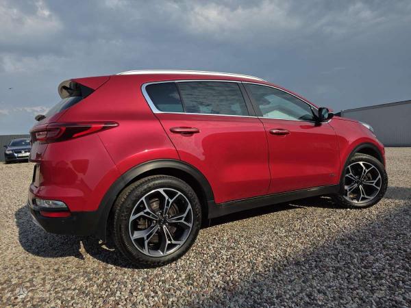Red Kia Sportage 2019 in Alytus, with an engine capacity of 1.59 L and mileage of 134 thousand km for 13500 €, photo 9 on AUTOMOTO.COM.LV