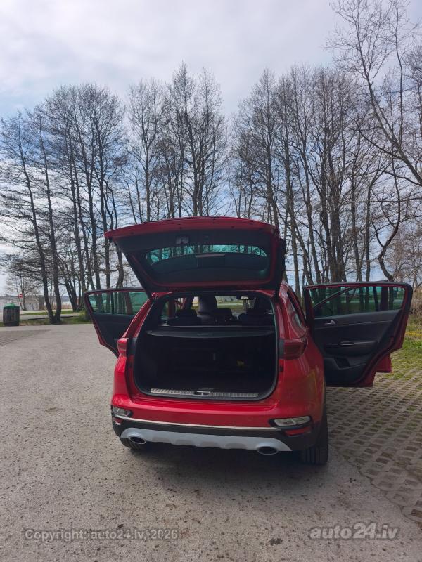 Красный Киа Sportage 2019 в Таллин, объемом двигателя 2.00 л и пробегом 98 тыс. км за 17500 €, фото 5 на AUTOMOTO.COM.LV