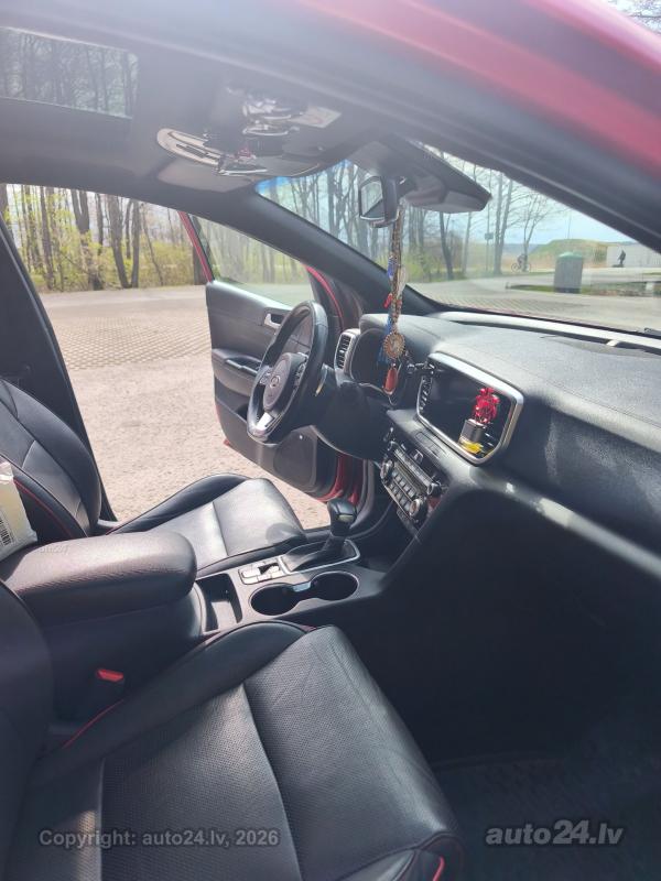 Красный Киа Sportage 2019 в Таллин, объемом двигателя 2.00 л и пробегом 98 тыс. км за 17500 €, фото 8 на AUTOMOTO.COM.LV
