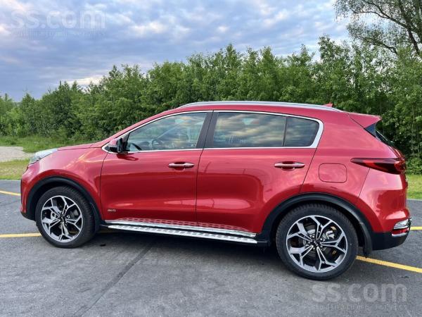 Красный Киа Sportage 2019 в Рига, объемом двигателя 2.00 л и пробегом 115 тыс. км за 16350 €, фото 3 на AUTOMOTO.COM.LV