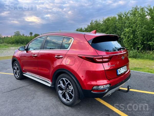Красный Киа Sportage 2019 в Рига, объемом двигателя 2.00 л и пробегом 115 тыс. км за 16350 €, фото 4 на AUTOMOTO.COM.LV