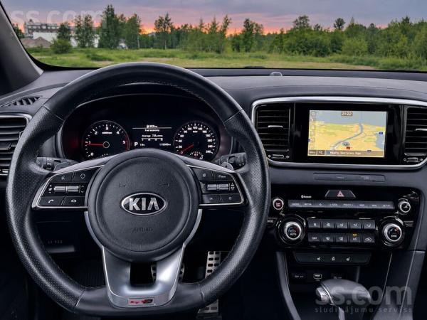 Красный Киа Sportage 2019 в Рига, объемом двигателя 2.00 л и пробегом 115 тыс. км за 16350 €, фото 8 на AUTOMOTO.COM.LV