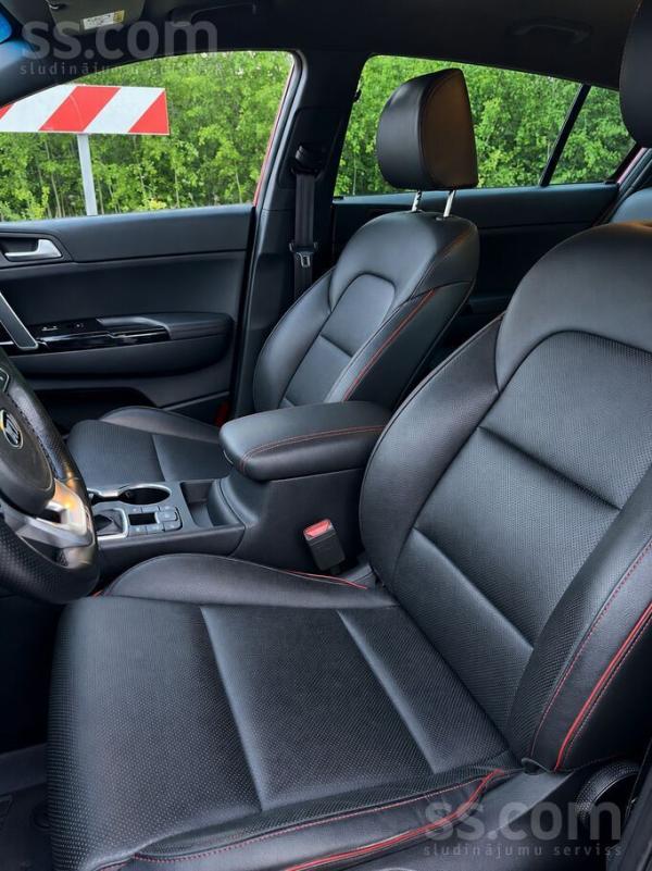 Красный Киа Sportage 2019 в Рига, объемом двигателя 2.00 л и пробегом 115 тыс. км за 16350 €, фото 10 на AUTOMOTO.COM.LV