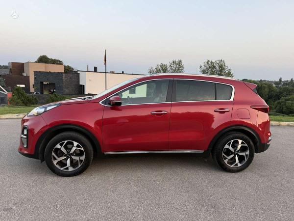 Красный Киа Sportage 2019 в Таураге, объемом двигателя 1.60 л и пробегом 115 тыс. км за 13500 €, фото 4 на AUTOMOTO.COM.LV