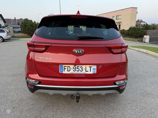 Красный Киа Sportage 2019 в Таураге, объемом двигателя 1.60 л и пробегом 115 тыс. км за 13500 €, фото 6 на AUTOMOTO.COM.LV