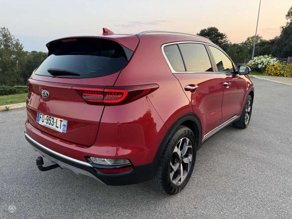 Красный Киа Sportage 2019 в Таураге, объемом двигателя 1.60 л и пробегом 115 тыс. км за 13500 €, фото 8 на AUTOMOTO.COM.LV