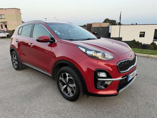 Красный Киа Sportage 2019 в Таураге, объемом двигателя 1.60 л и пробегом 115 тыс. км за 13500 €, фото 10 на AUTOMOTO.COM.LV