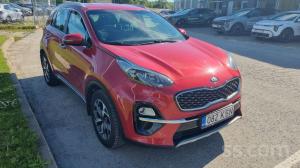 Sarkans Kia Sportage 2020 Rīga, ar dzinēja tilpumu 1.60 L un nobraukumu 109 tūkst. km par 15100 €, foto  vietnē AUTOMOTO.COM.LV
