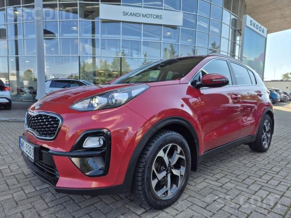 Red Kia Sportage 2020 in Liepaja, with an engine capacity of 1.60 L and mileage of 81 thousand km for 15850 €, photo 4 on AUTOMOTO.COM.LV