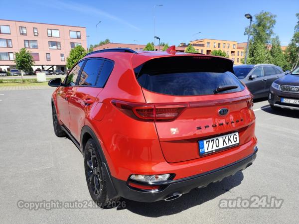 Sarkans Kia Sportage 2021 Tallina, ar dzinēja tilpumu 1.60 L un nobraukumu 66 tūkst. km par 19500 €, foto 4 vietnē AUTOMOTO.COM.LV