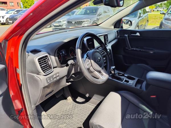 Sarkans Kia Sportage 2021 Tallina, ar dzinēja tilpumu 1.60 L un nobraukumu 66 tūkst. km par 19500 €, foto 6 vietnē AUTOMOTO.COM.LV