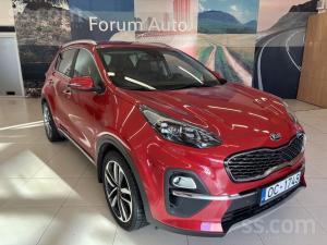 Red Kia Sportage 2021 in Riga, with an engine capacity of 1.60 L and mileage of 80 thousand km for 16500 €, photo  on AUTOMOTO.COM.LV