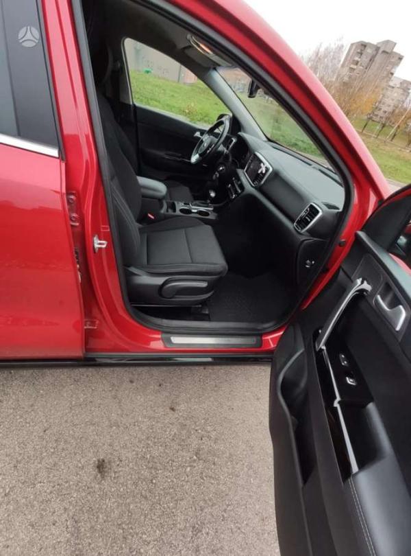 Sarkans Kia Sportage 2021 Elektrėnai, ar dzinēja tilpumu 1.60 L un nobraukumu 80 tūkst. km par 17500 €, foto 6 vietnē AUTOMOTO.COM.LV