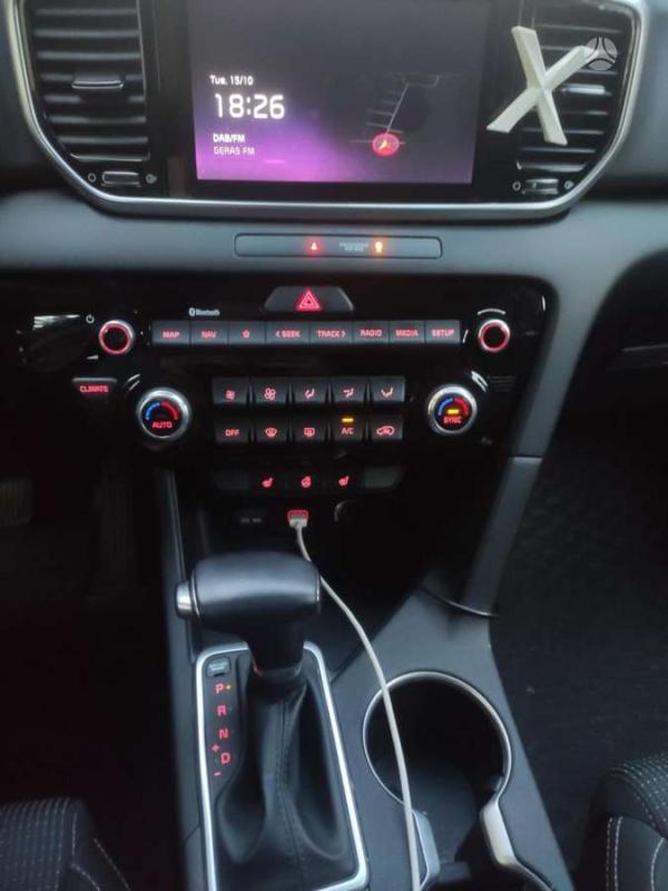Sarkans Kia Sportage 2021 Elektrėnai, ar dzinēja tilpumu 1.60 L un nobraukumu 80 tūkst. km par 17500 €, foto 10 vietnē AUTOMOTO.COM.LV