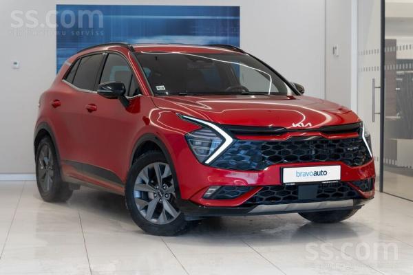 Красный Киа Sportage 2022 в Рига, объемом двигателя 1.60 л и пробегом 131 тыс. км за 23990 €, фото 2 на AUTOMOTO.COM.LV