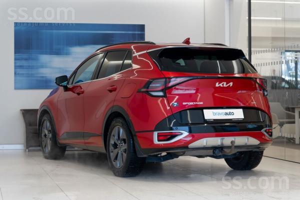 Красный Киа Sportage 2022 в Рига, объемом двигателя 1.60 л и пробегом 131 тыс. км за 23990 €, фото 4 на AUTOMOTO.COM.LV