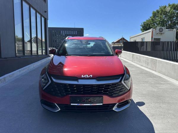 Red Kia Sportage 2022 in Kaunas, with an engine capacity of 1.60 L and mileage of 70 thousand km for 22800 €, photo 2 on AUTOMOTO.COM.LV