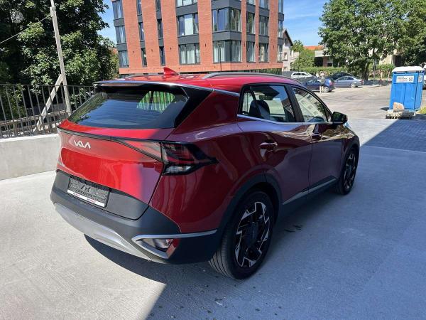 Red Kia Sportage 2022 in Kaunas, with an engine capacity of 1.60 L and mileage of 70 thousand km for 22800 €, photo 4 on AUTOMOTO.COM.LV