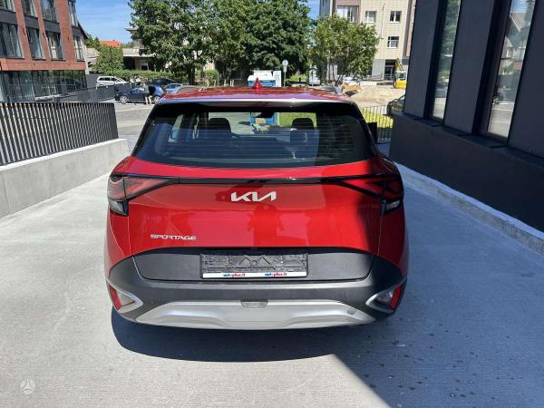Red Kia Sportage 2022 in Kaunas, with an engine capacity of 1.60 L and mileage of 70 thousand km for 22800 €, photo 5 on AUTOMOTO.COM.LV