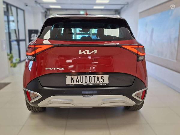 Red Kia Sportage 2023 in Kaunas, with an engine capacity of 1.60 L and mileage of 134 thousand km for 19000 €, photo 6 on AUTOMOTO.COM.LV