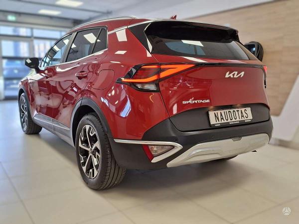 Red Kia Sportage 2023 in Kaunas, with an engine capacity of 1.60 L and mileage of 134 thousand km for 19000 €, photo 7 on AUTOMOTO.COM.LV