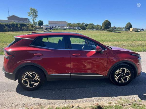 Sarkans Kia Sportage 2023 Tauragė, ar dzinēja tilpumu 1.60 L un nobraukumu 177 tūkst. km par 15500 €, foto 6 vietnē AUTOMOTO.COM.LV