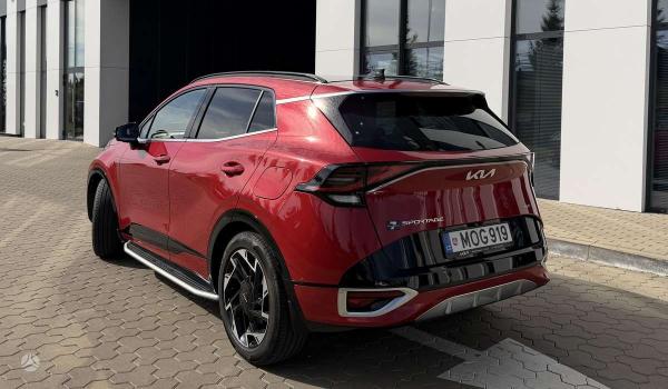 Красный Киа Sportage 2023 в Вильнюс, объемом двигателя 1.60 л и пробегом 56 тыс. км за 33500 €, фото 4 на AUTOMOTO.COM.LV