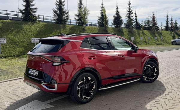 Красный Киа Sportage 2023 в Вильнюс, объемом двигателя 1.60 л и пробегом 56 тыс. км за 33500 €, фото 5 на AUTOMOTO.COM.LV