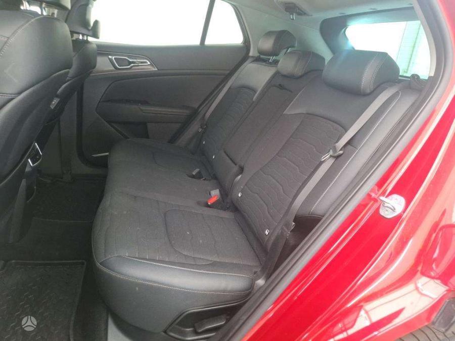 Sarkans Kia Sportage 2023 Viļņa, ar dzinēja tilpumu 1.60 L un nobraukumu 177 tūkst. km par 20990 €, foto 7 vietnē AUTOMOTO.COM.LV