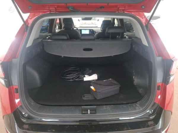 Red Kia Sportage 2023 in Vilnius, with an engine capacity of 1.60 L and mileage of 177 thousand km for 20990 €, photo 8 on AUTOMOTO.COM.LV