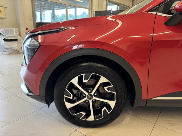 Sarkans Kia Sportage 2024 Rīga, ar dzinēja tilpumu 1.60 L un nobraukumu 35 tūkst. km par 2390000 €, foto 4 vietnē AUTOMOTO.COM.LV
