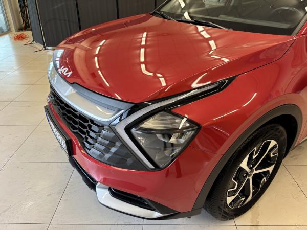 Sarkans Kia Sportage 2024 Rīga, ar dzinēja tilpumu 1.60 L un nobraukumu 35 tūkst. km par 2390000 €, foto 5 vietnē AUTOMOTO.COM.LV