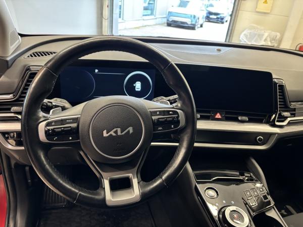 Sarkans Kia Sportage 2024 Rīga, ar dzinēja tilpumu 1.60 L un nobraukumu 35 tūkst. km par 2390000 €, foto 10 vietnē AUTOMOTO.COM.LV