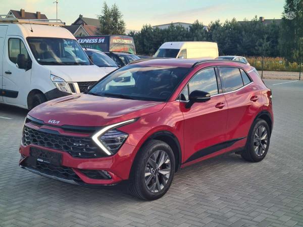Красный Киа Sportage 2024 в Таураге, объемом двигателя 1.60 л и пробегом 51 тыс. км за 26900 €, фото 2 на AUTOMOTO.COM.LV