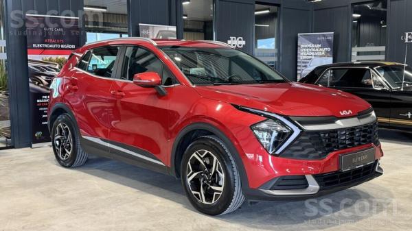 Red Kia Sportage 2024 in Riga, with an engine capacity of 1.60 L and mileage of 39 thousand km for 25990 €, photo 1 on AUTOMOTO.COM.LV