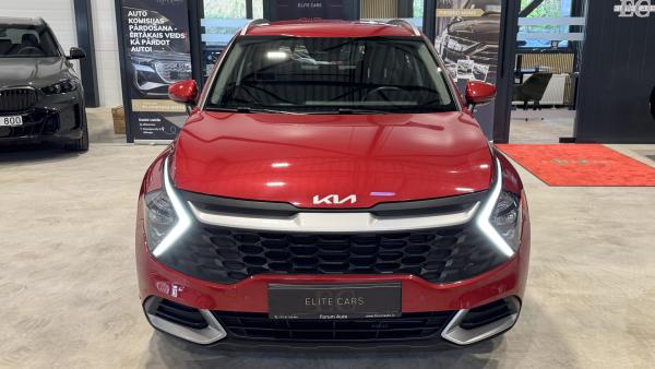 Red Kia Sportage 2024 in Riga, with an engine capacity of 1.60 L and mileage of 39 thousand km for 25990 €, photo 8 on AUTOMOTO.COM.LV