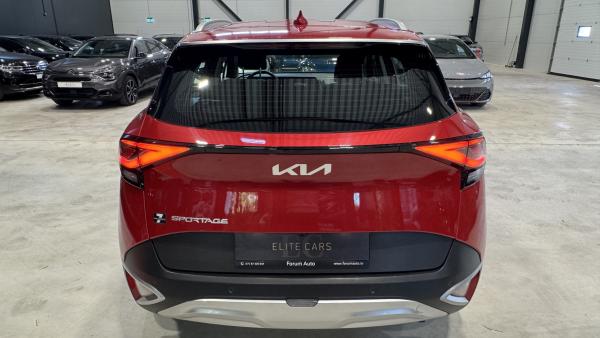 Red Kia Sportage 2024 in Riga, with an engine capacity of 1.60 L and mileage of 39 thousand km for 25990 €, photo 9 on AUTOMOTO.COM.LV