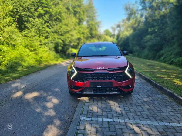 Красный Киа Sportage 2025 в Таураге, объемом двигателя 1.60 л и пробегом 51 тыс. км за 29500 €, фото 3 на AUTOMOTO.COM.LV
