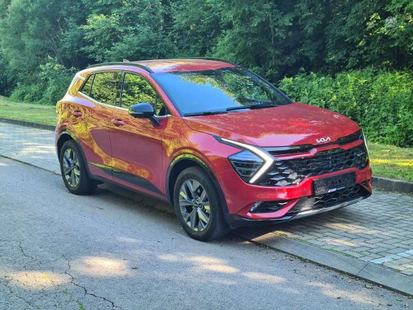 Красный Киа Sportage 2025 в Таураге, объемом двигателя 1.60 л и пробегом 51 тыс. км за 29500 €, фото 5 на AUTOMOTO.COM.LV