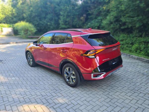 Красный Киа Sportage 2025 в Таураге, объемом двигателя 1.60 л и пробегом 51 тыс. км за 29500 €, фото 7 на AUTOMOTO.COM.LV