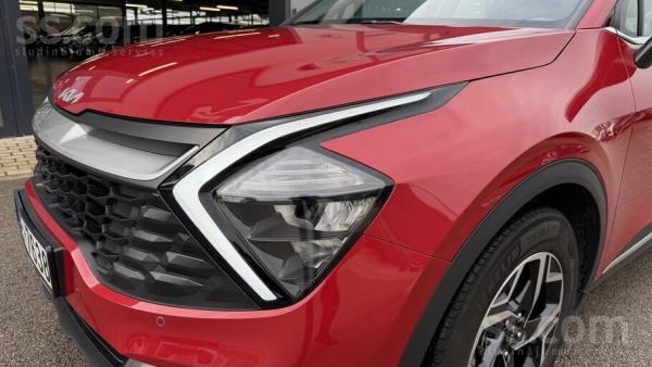Red Kia Sportage 2025 in Riga, with an engine capacity of 1.60 L and mileage of 33 thousand km for 24900 €, photo 11 on AUTOMOTO.COM.LV