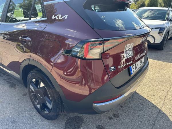 Red Kia Sportage 2026 in Riga, with an engine capacity of 1.60 L and mileage of 6 thousand km for 28900 €, photo 6 on AUTOMOTO.COM.LV