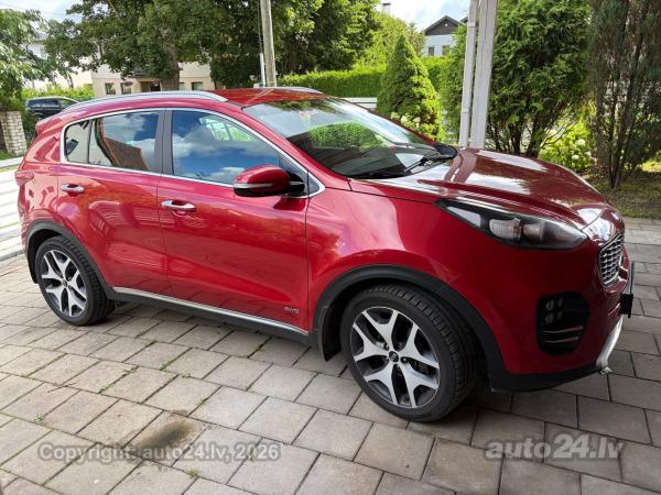 Red Kia Sportage 2017 in Tallinn, with an engine capacity of 1.60 L and mileage of 130 thousand km for 13900 €, photo 5 on AUTOMOTO.COM.LV