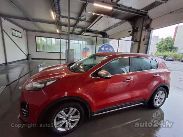 Красный Киа Sportage 2018 в Таллин, объемом двигателя 1.70 л и пробегом 23 тыс. км за 11900 €, фото 3 на AUTOMOTO.COM.LV