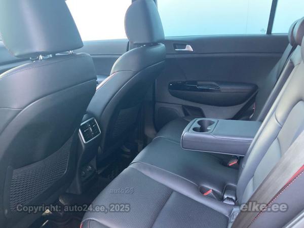 Sarkans Kia Sportage 2020 Tallina, ar dzinēja tilpumu 1.59 L un nobraukumu 37 tūkst. km par 20995 €, foto 11 vietnē AUTOMOTO.COM.LV