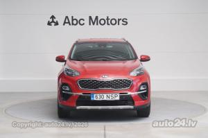 Red Kia Sportage 2020 in Tallinn, with an engine capacity of 1.60 L and mileage of 147 thousand km for 16390 €, photo 1 on AUTOMOTO.COM.LV