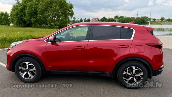 Red Kia Sportage 2020 in Tallinn, with an engine capacity of 1.60 L and mileage of 60 thousand km for 17999 €, photo 4 on AUTOMOTO.COM.LV